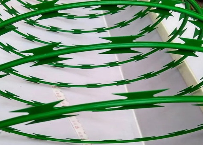Custom Green Powder Coated Razor Wire Mesh BTO-22 For Razor Welded Fencing